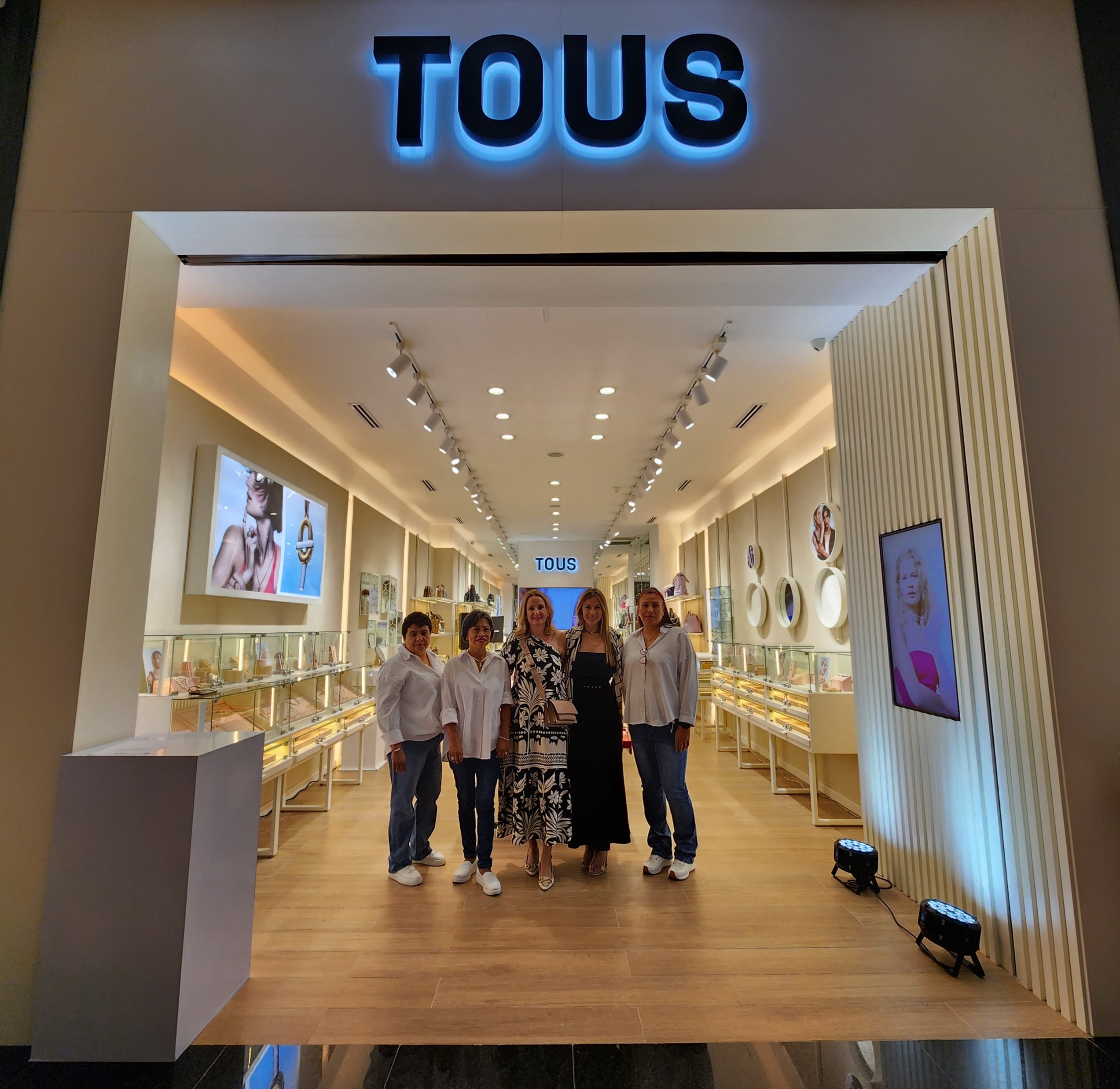 TOUS presenta una nueva experiencia de compra en joyería y remodela su ...